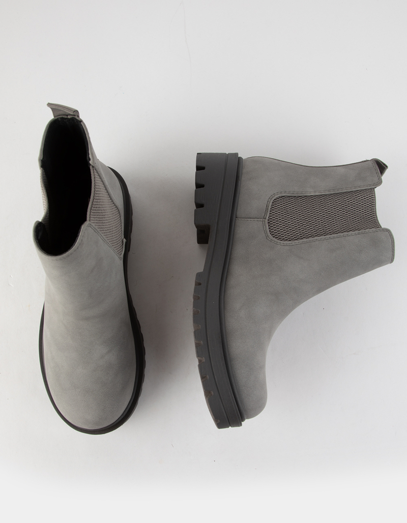 SODA Flat Womens Chelsea Boots - GRAY - 8 | Tillys