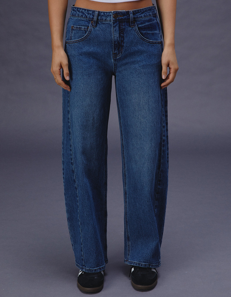RSQ Womens Low Rise Barrel Jeans - MEDIUM WASH | Tillys