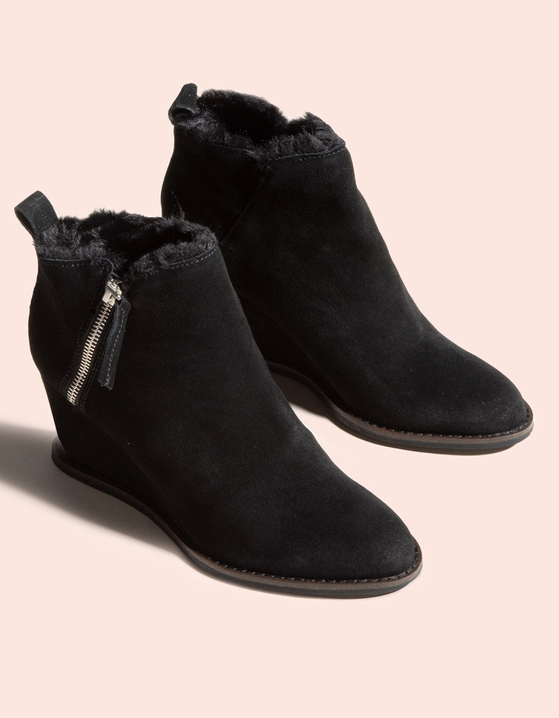 Elegant Black Womens Wedge Booties Images