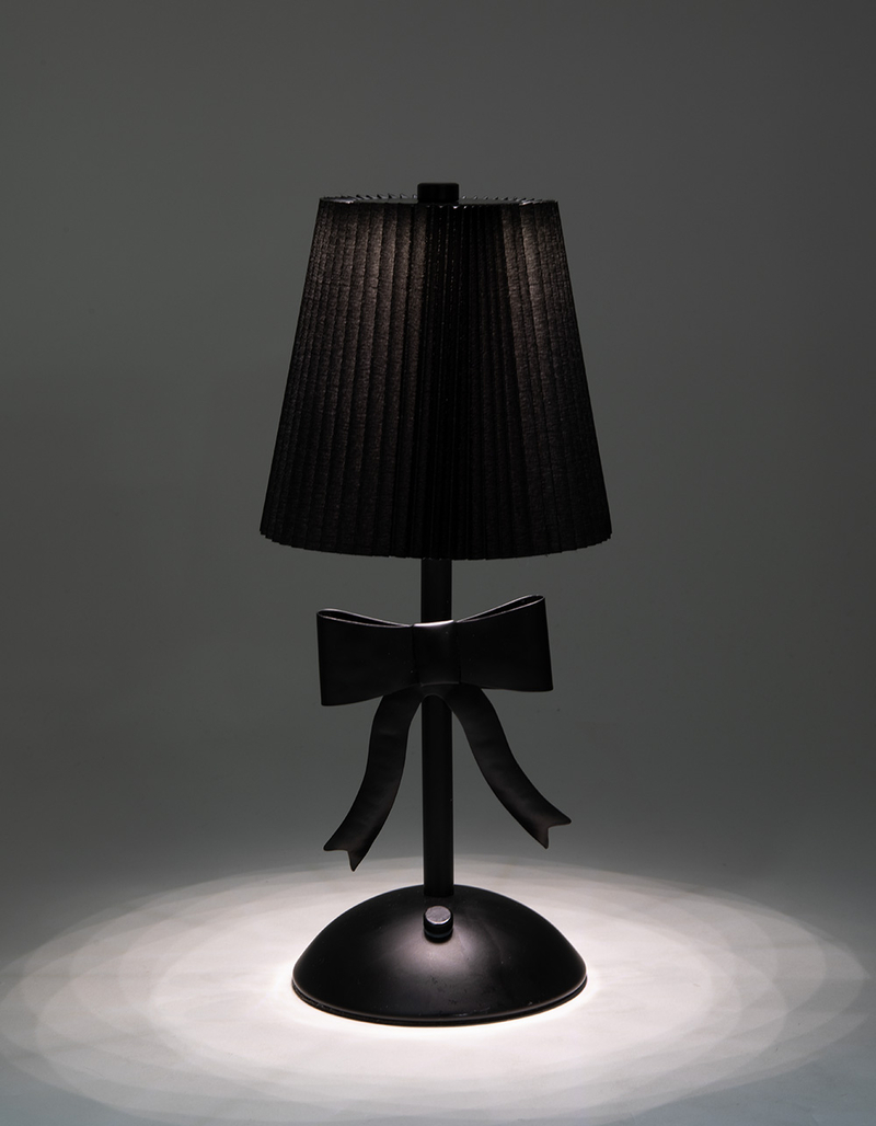 Bow LED Lamp - BLACK | Tillys