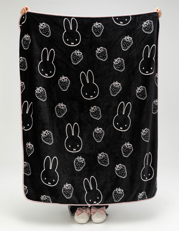 Colorful Bedding | Tillys