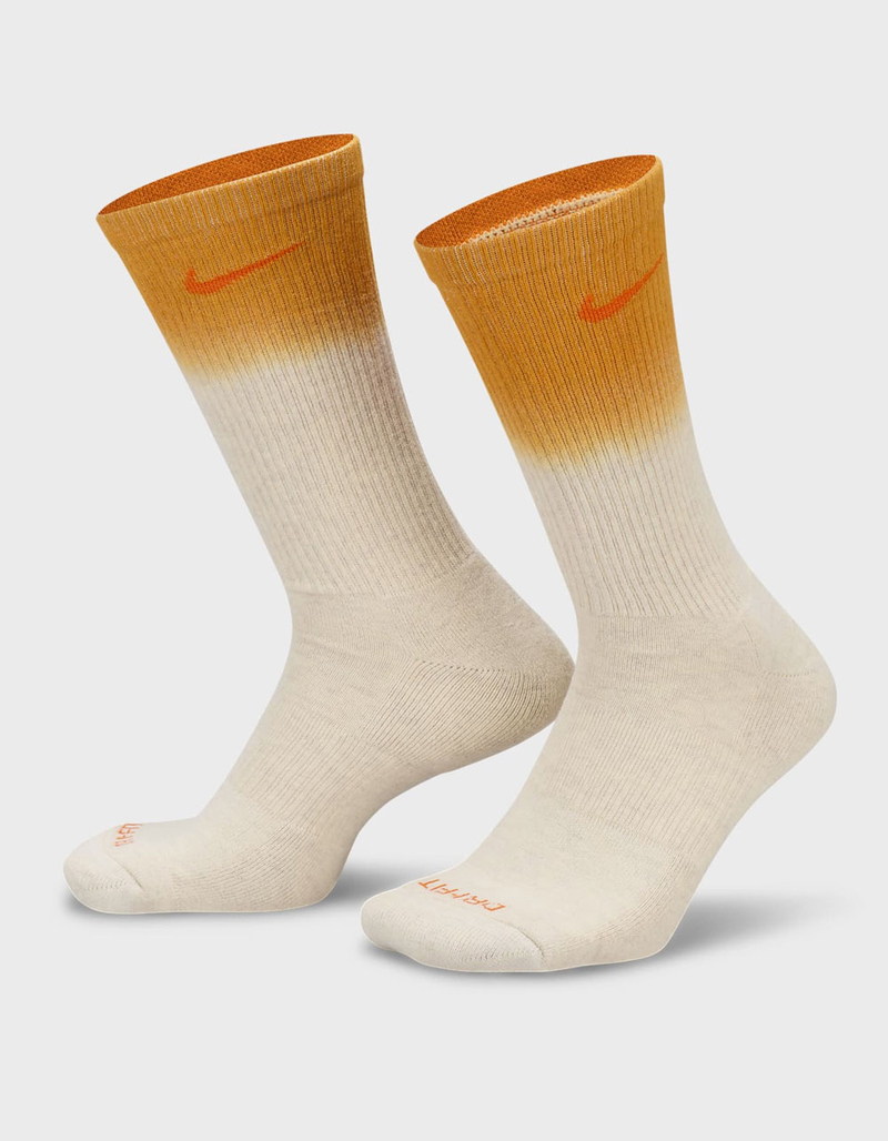 NIKE Everyday Plus Dip Dye Crew Socks - ORANGE | Tillys
