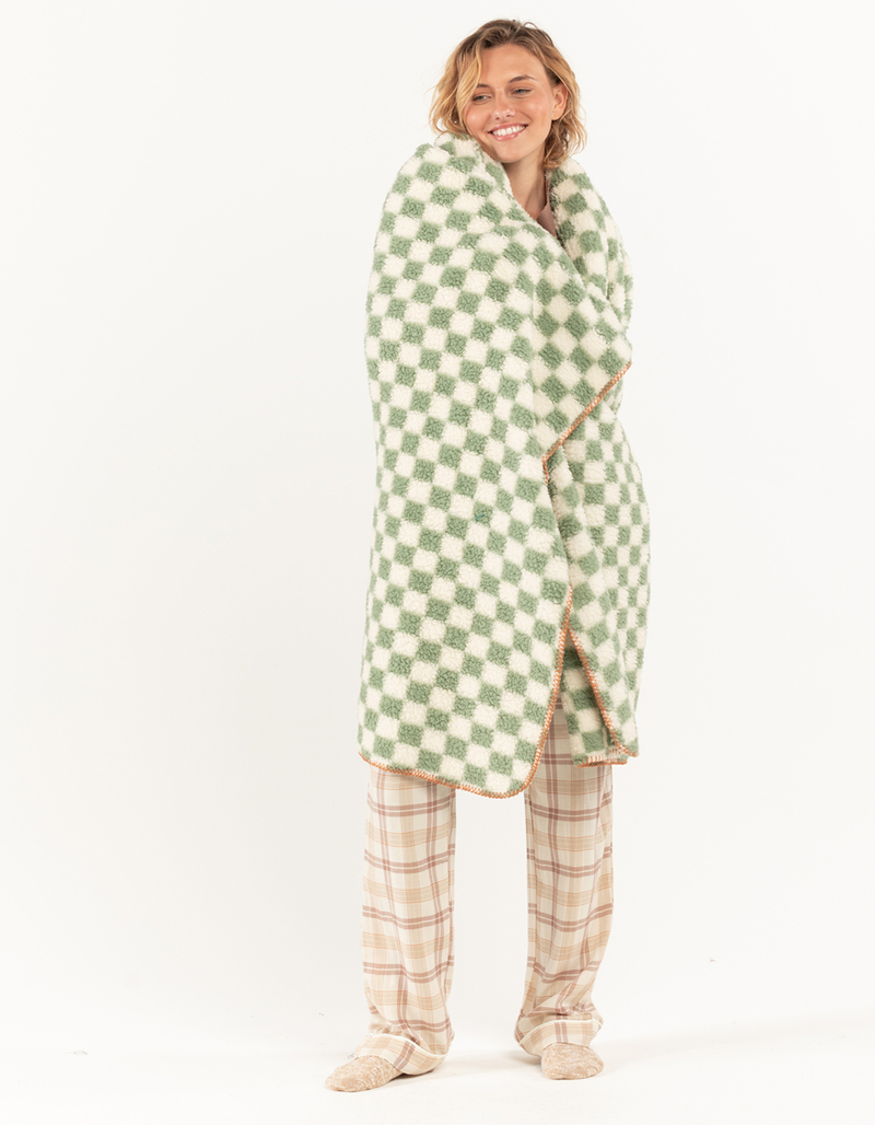 Checkered Sherpa Blanket - GREEN | Tillys