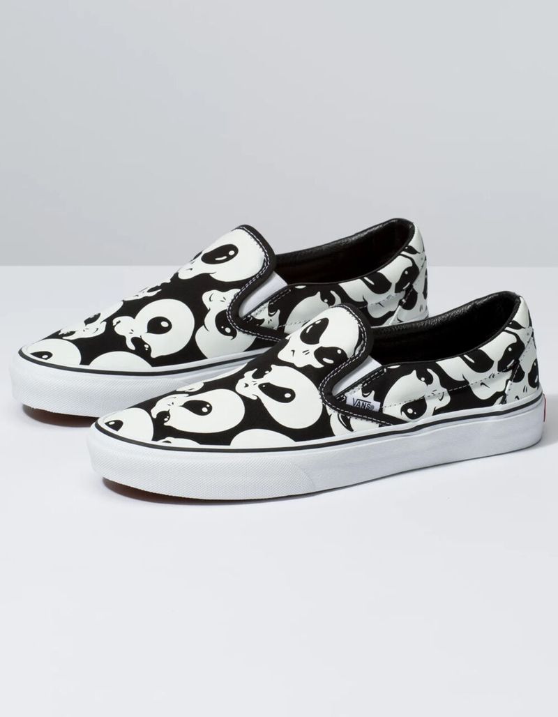 VANS Classic Slip-On Alien Ghosts Shoes - BLACK/WHITE - 11 | Tillys
