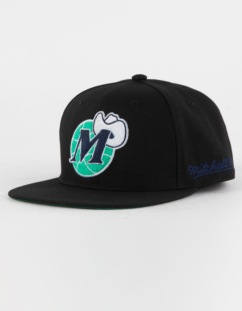 MITCHELL & NESS Dallas Mavericks Mens Stretch Fitted Hat - BLACK - ONE ...