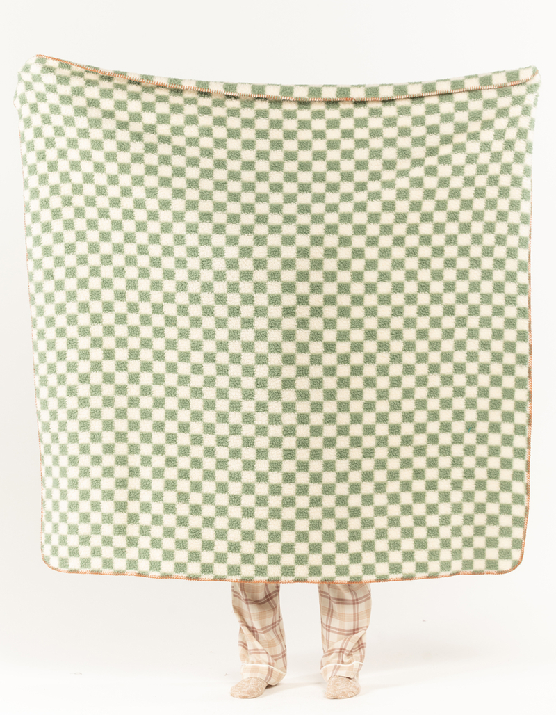 Checkered Sherpa Blanket - GREEN - ONE SIZE | Tillys