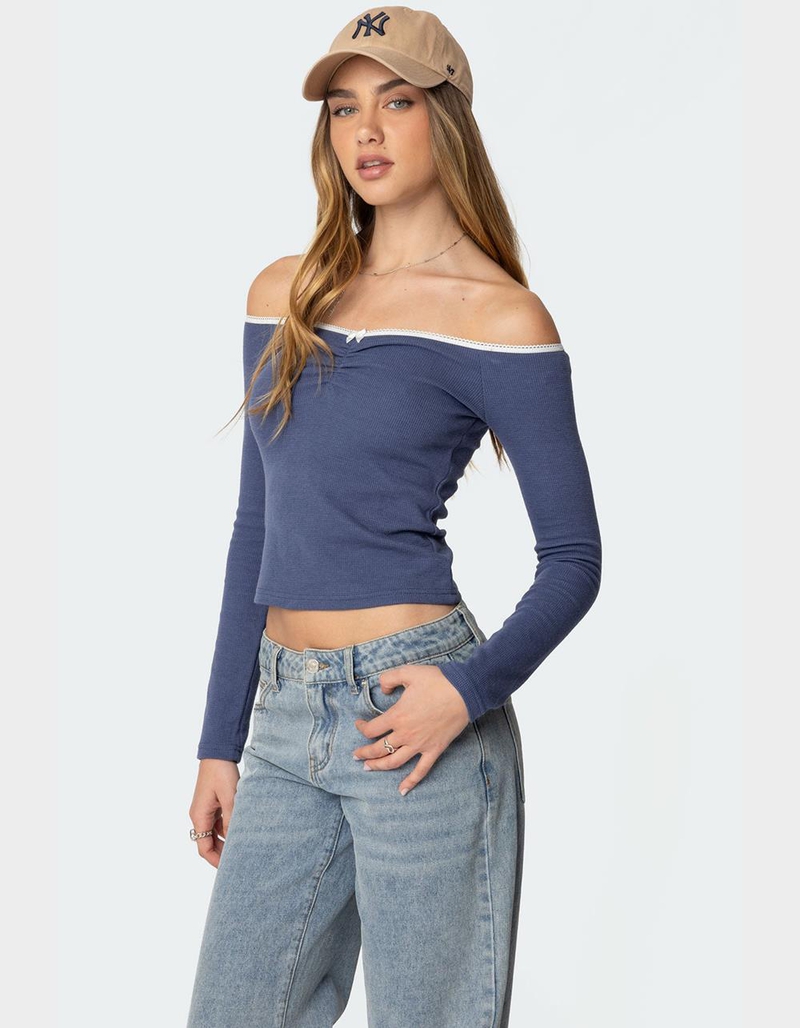 EDIKTED Tal Ruched Off Shoulder Top - NAVY | Tillys