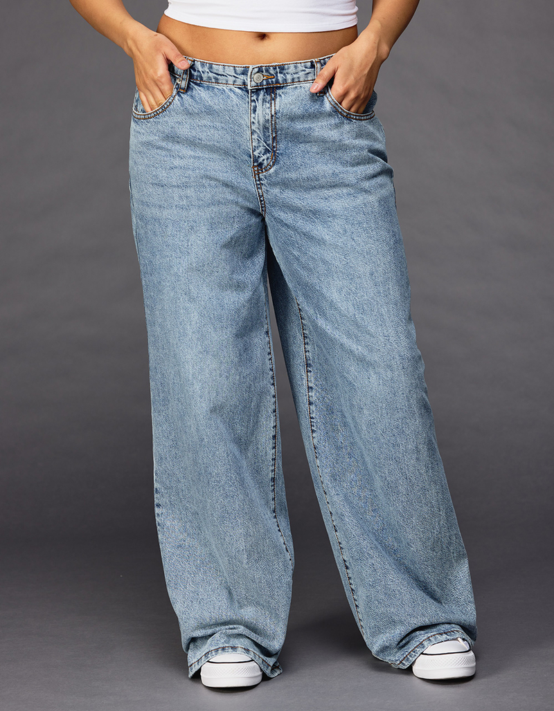 RSQ Womens Low Rise Wide Leg Jeans - LIGHT WASH | Tillys