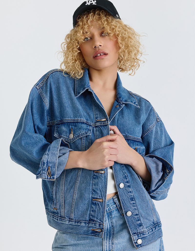 LEVI'S Premium 90s Womens Trucker Jacket - Soft As Butter - MEDIUM WASH ...