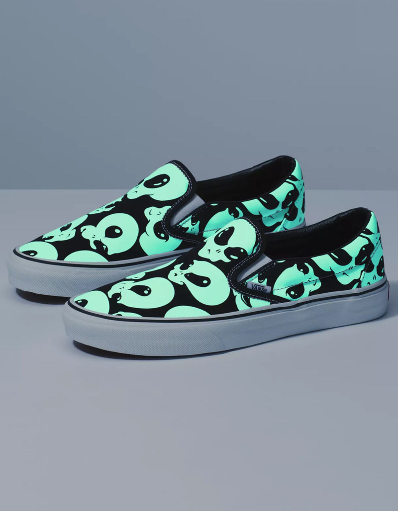 VANS Classic Slip-On Alien Ghosts Shoes - BLACK/WHITE - M10 / W11.5 ...