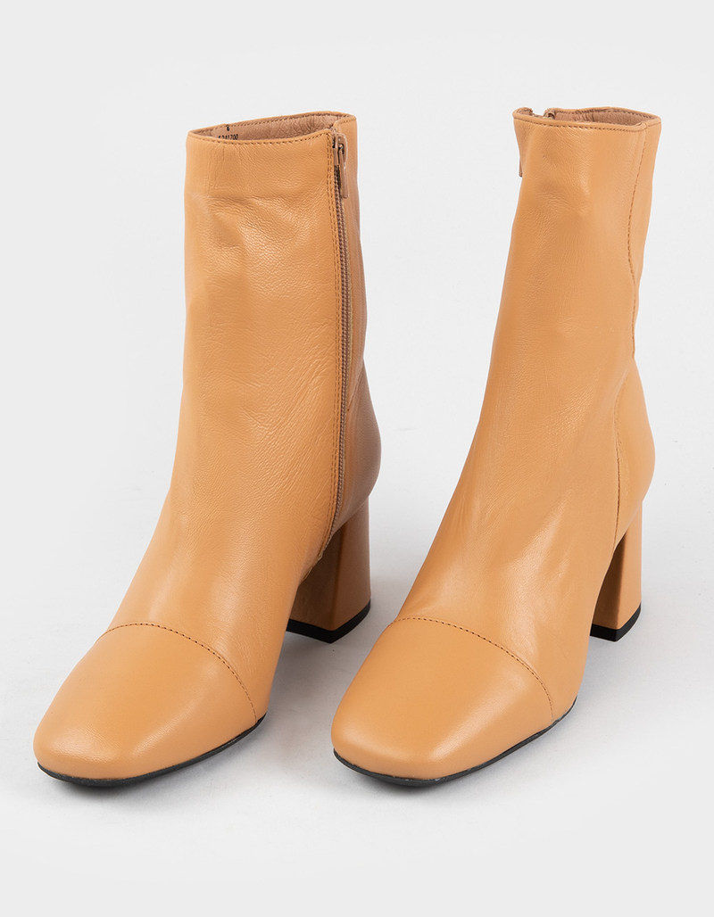 FREE PEOPLE Wisteria Womens Ankle Boots - CAMEL - 9.5 | Tillys