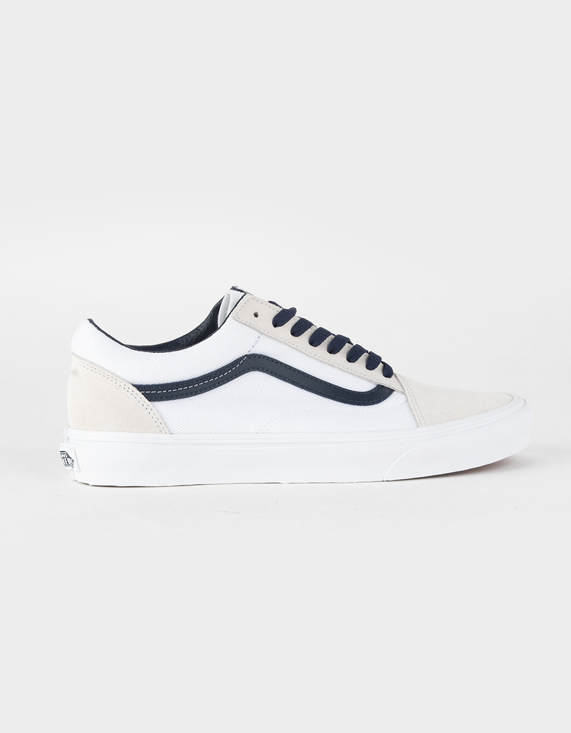 VANS Club Old Skool Shoes - WHT/NVY | Tillys