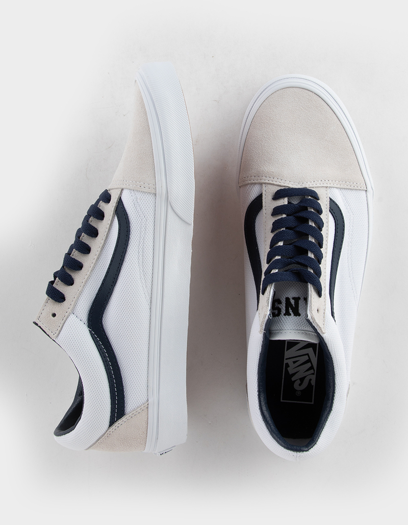 VANS Club Old Skool Shoes - WHT/NVY | Tillys