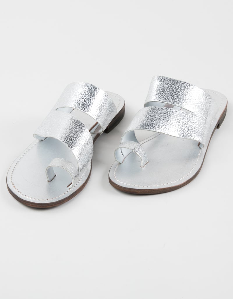 FREE PEOPLE Abilene Womens Toe Loop Sandals - SILVER - 6 | Tillys