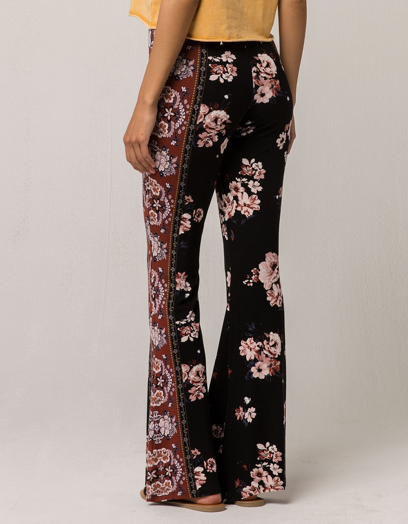Sky And Sparrow Floral Print Womens Flare Pants Black Combo Tillys