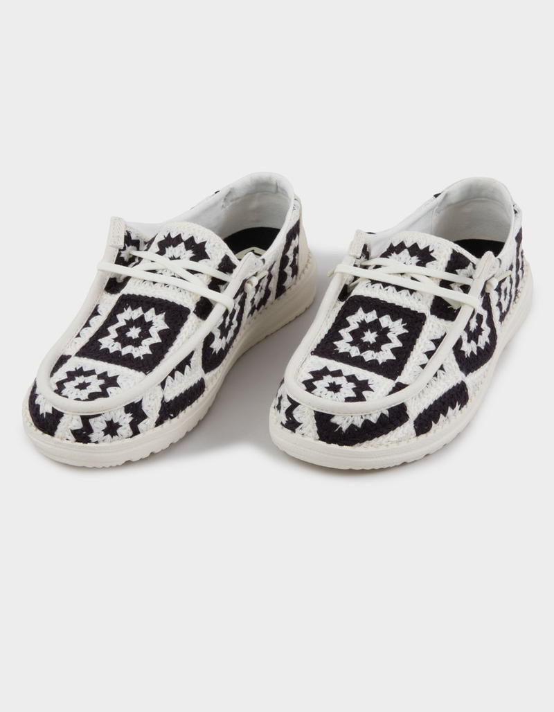 HEY DUDE Wendy Cottage Crochet Womens Shoes - BLK/MULTI - 7 | Tillys