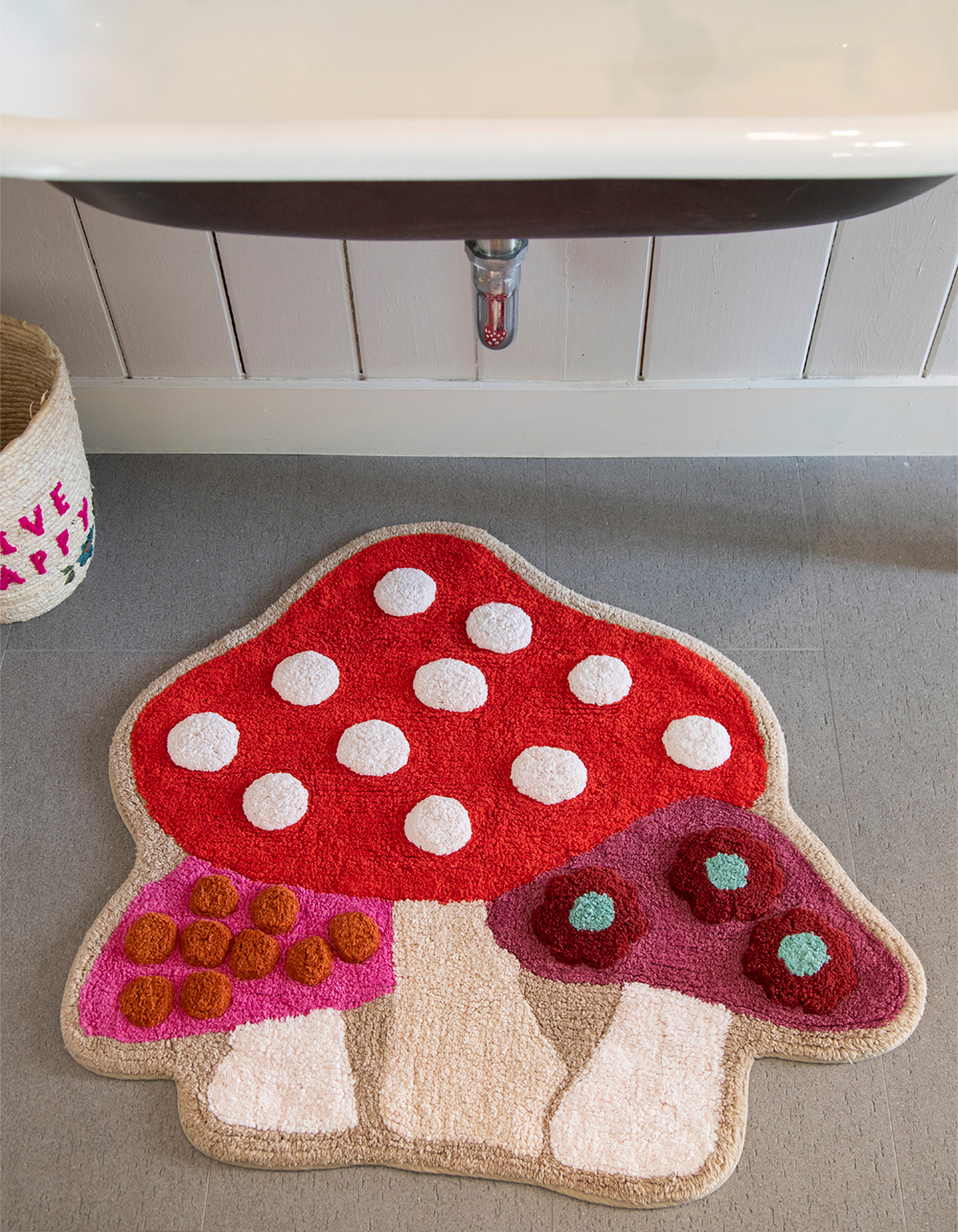 NATURAL LIFE Mushroom Bath Mat - RED | Tillys