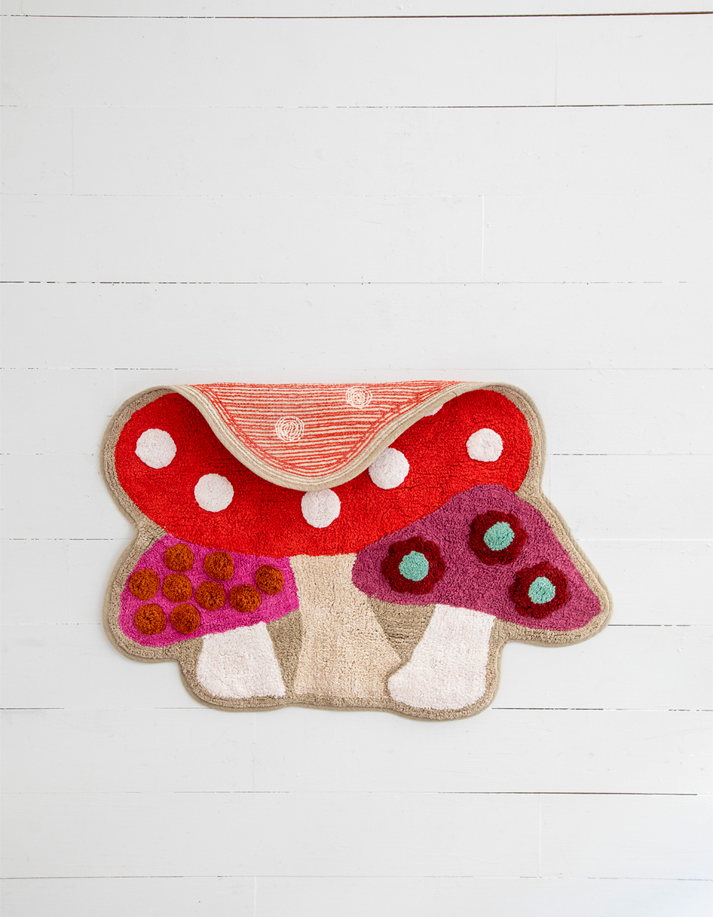 NATURAL LIFE Mushroom Bath Mat - RED | Tillys