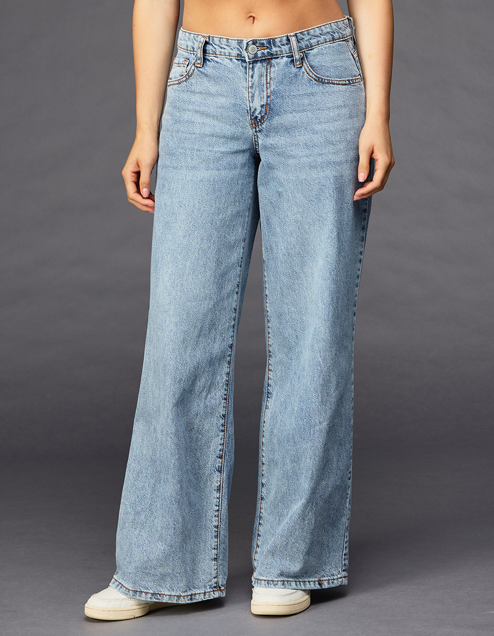RSQ Womens Low Rise Wide Leg Jeans - LIGHT WASH | Tillys