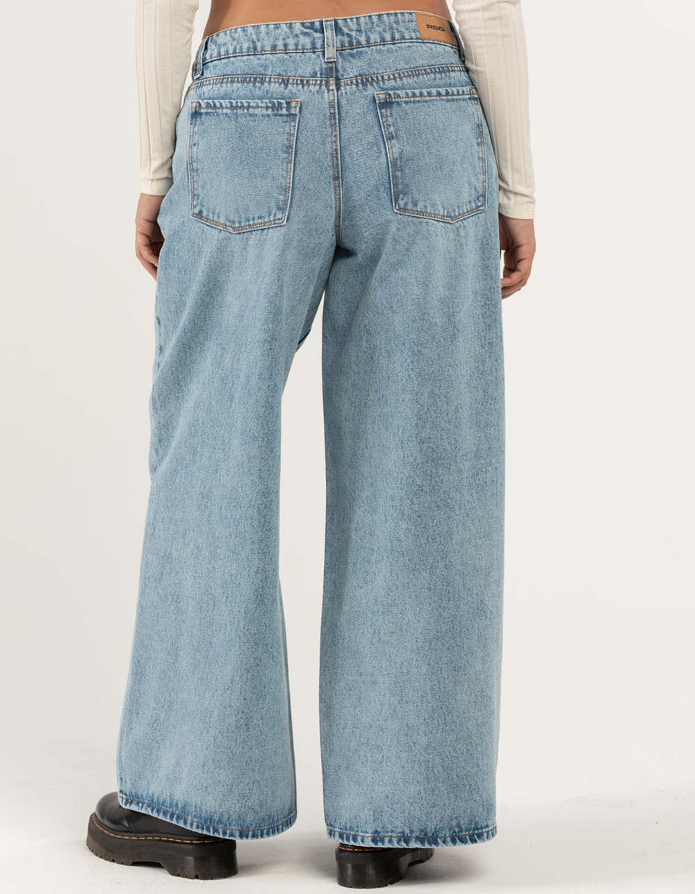 RSQ Womens Low Rise Wide Leg Jeans - LIGHT WASH | Tillys