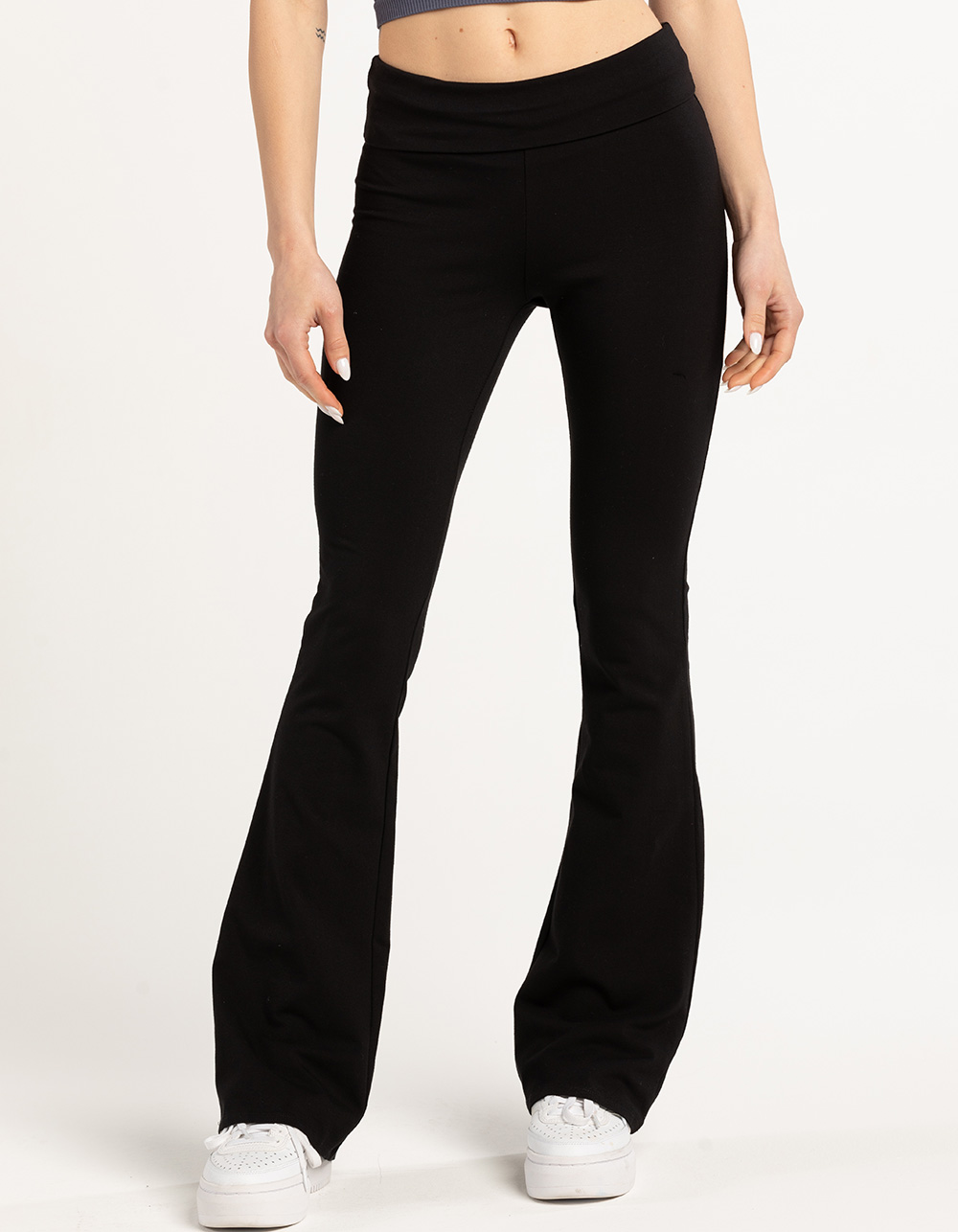 TILLYS Essential Womens Flare Leggings - BLACK | Tillys
