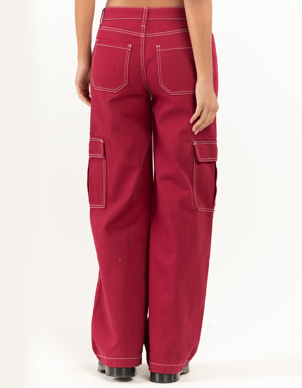 RSQ Womens Low Rise Cargo Pants - GARNET | Tillys