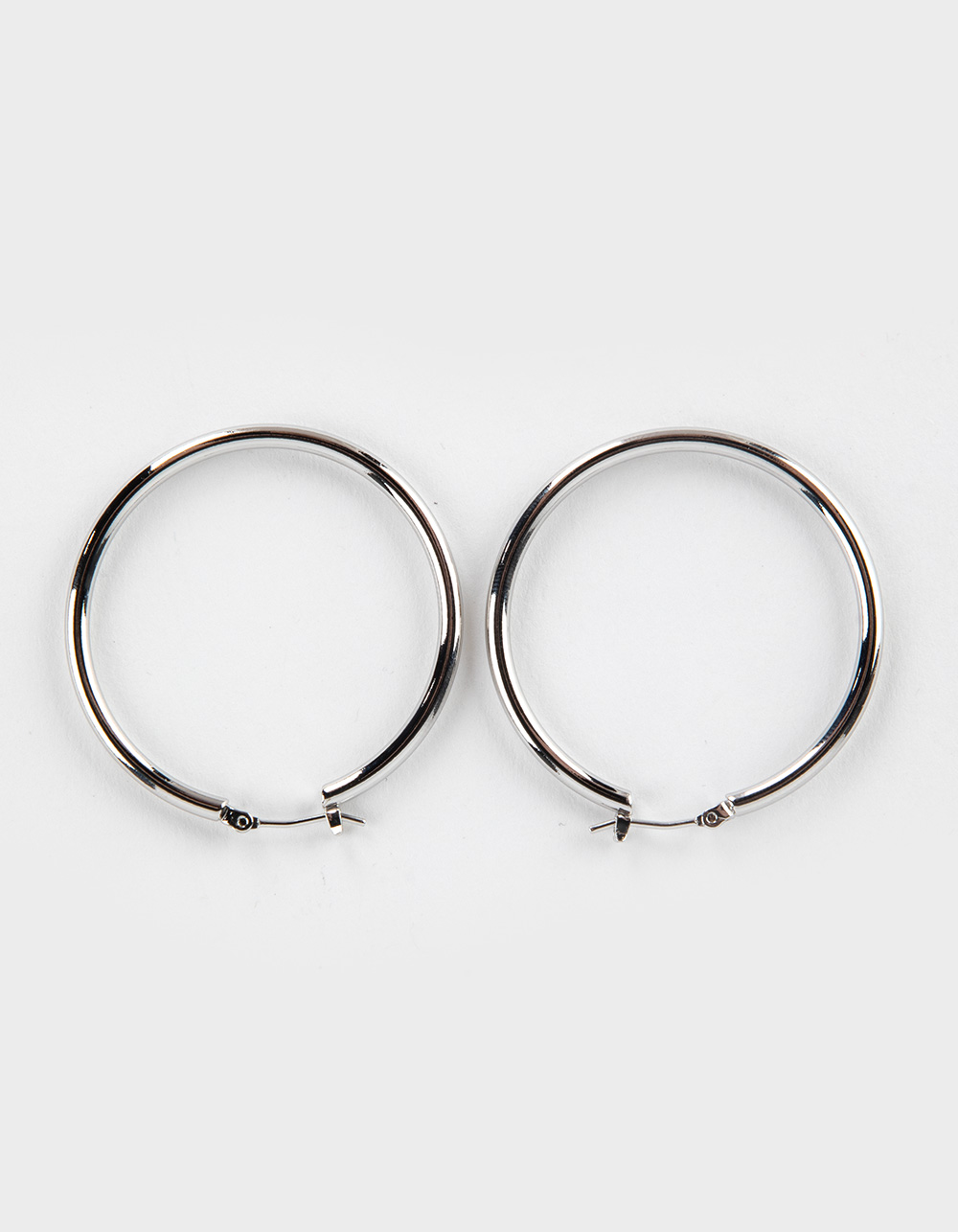 DO EVERYTHING IN LOVE 14K White Gold Dipped Pin Catch Hoop Earrings ...