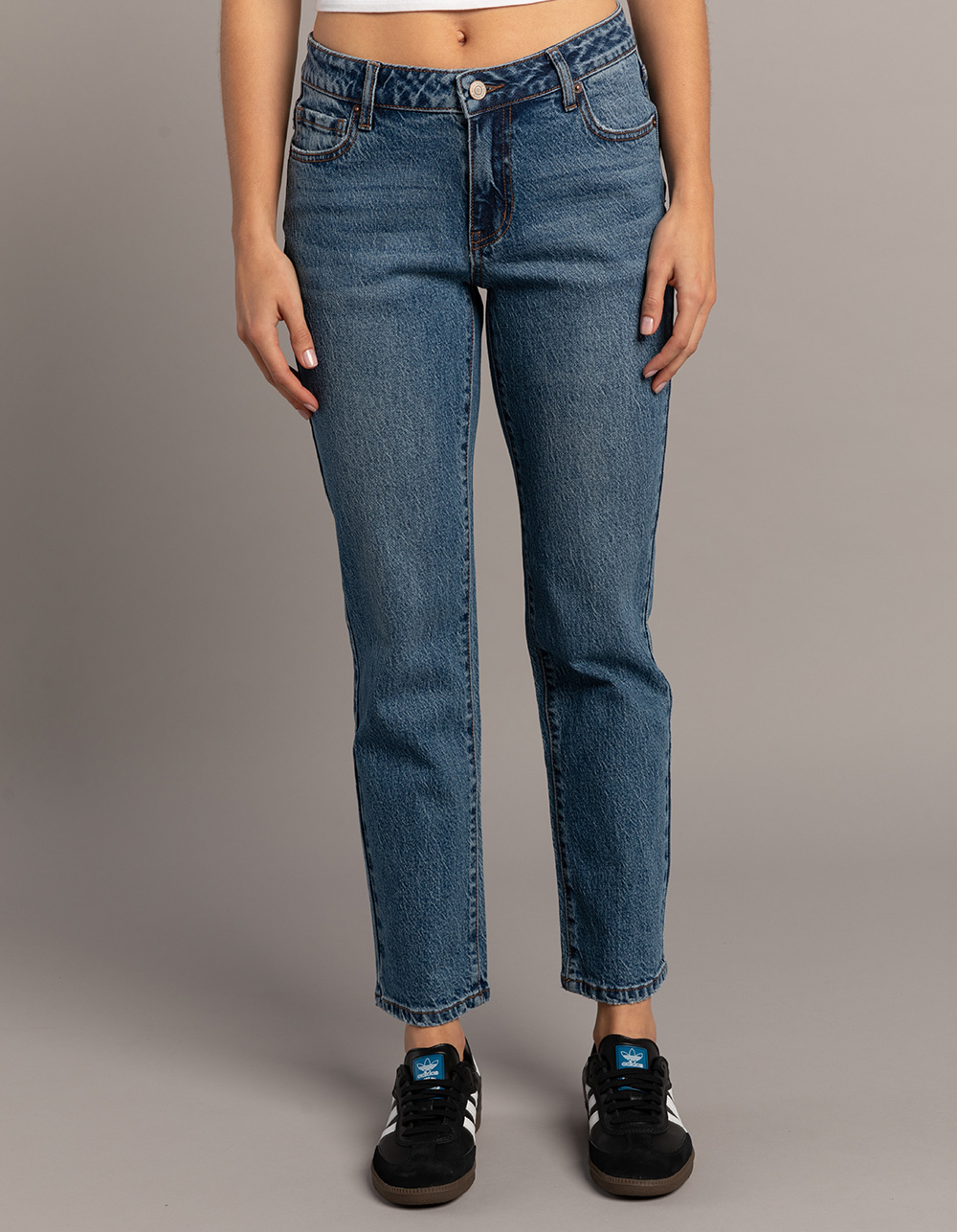 RSQ Womens Low Rise Straight Jeans - MEDIUM WASH | Tillys