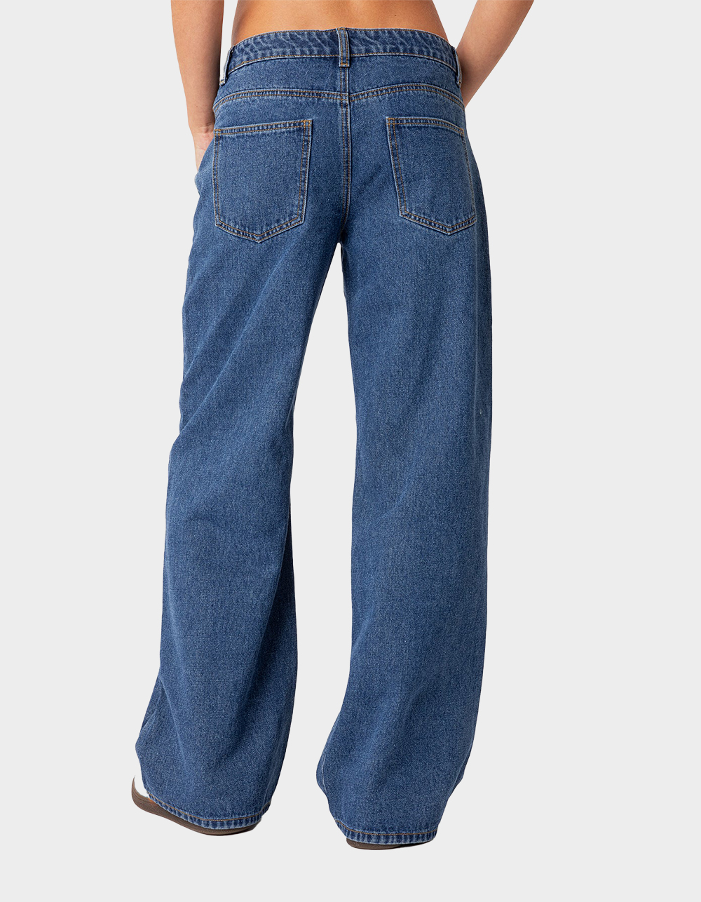 EDIKTED Raelynn Washed Low Rise Jeans - LIGHT BLUE | Tillys