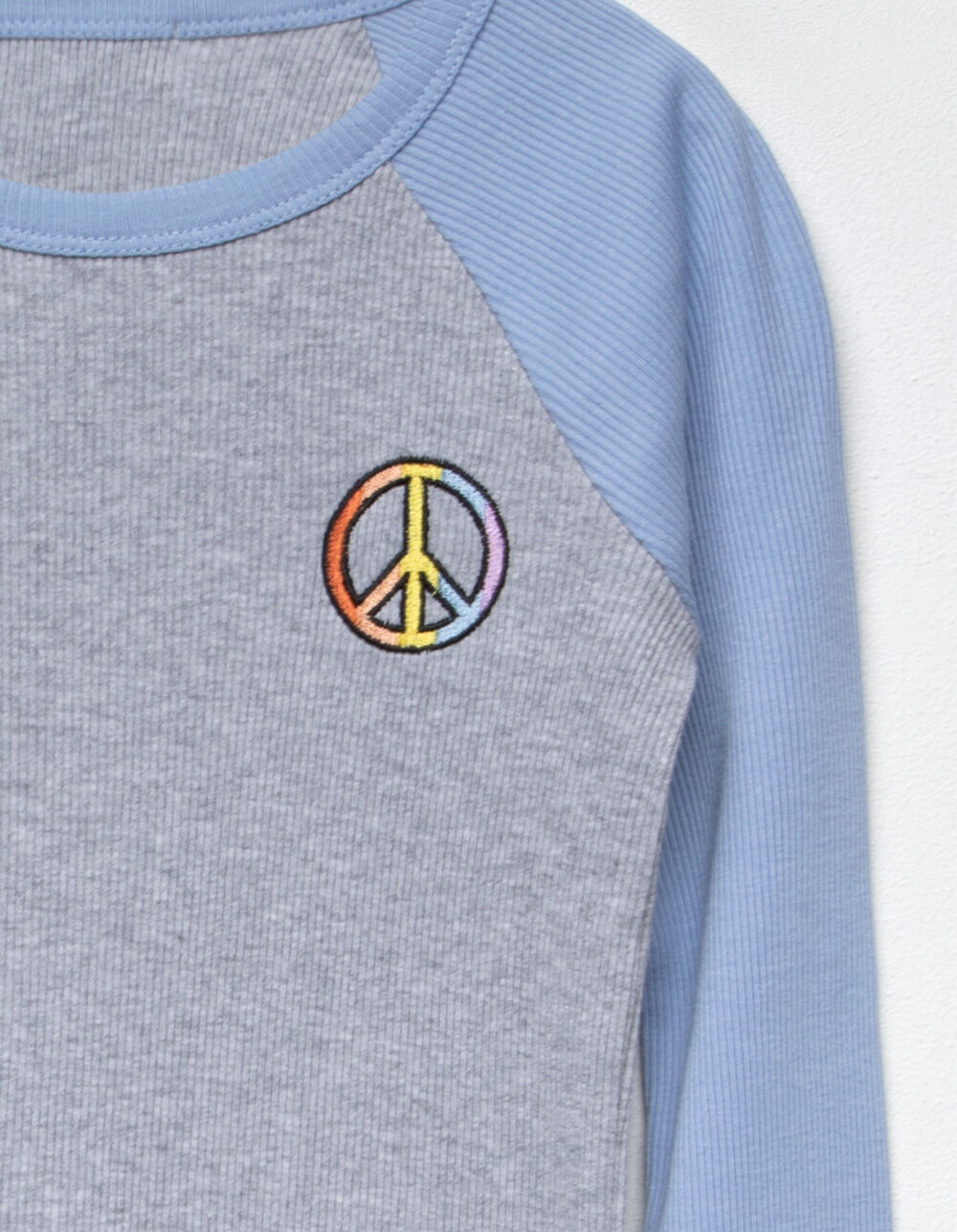 RSQ Embroidered Peace Sign Girls Raglan Tee - BLUE/GRAY | Tillys